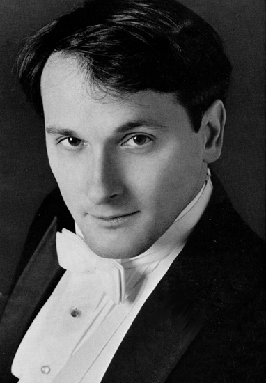 Christopher O'Riley (Piano) - Short Biography [More Photos]