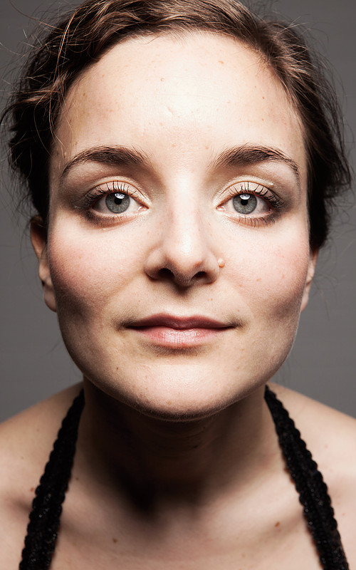 Lucie Chartin (Soprano) - Short Biography [More Photos]